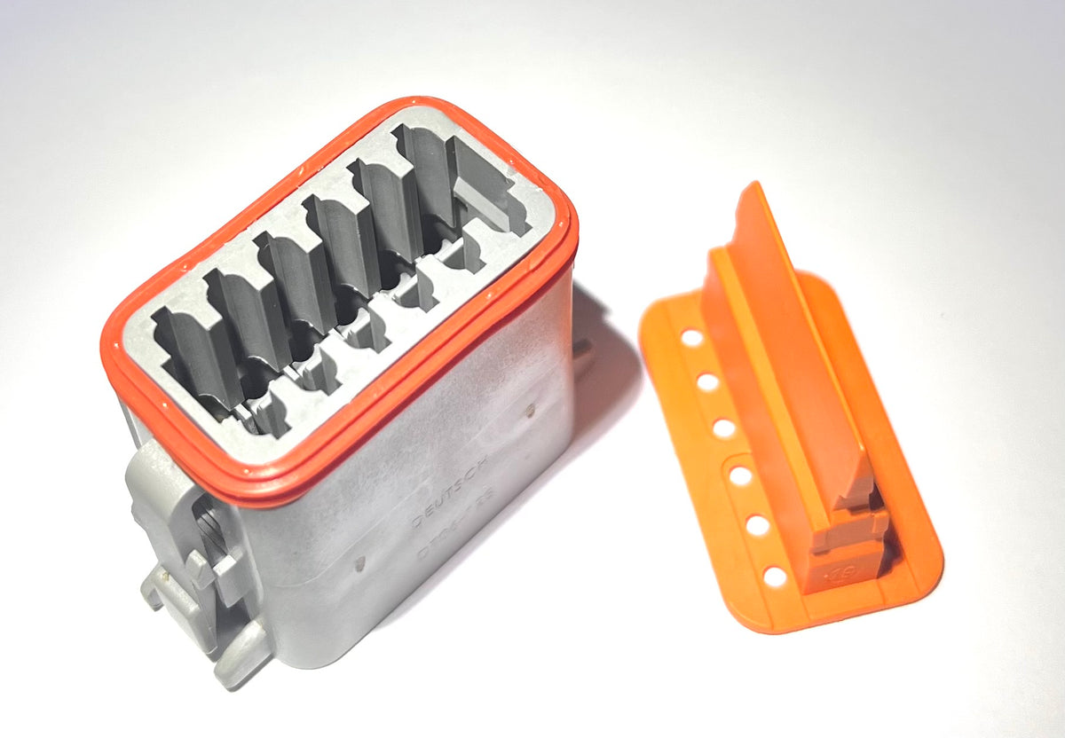 DEUTSCH MALE CONNECTORS 12 TERMINALS WITH WEDGE W12S — Coventa Inc.