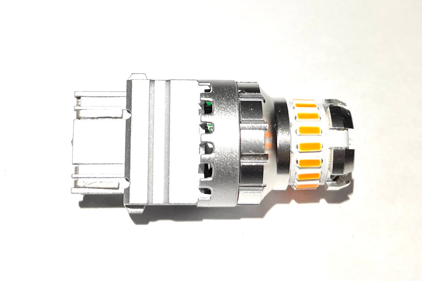 6000K 12V AMBER LED BULB PROFESSIONAL SERIES — Coventa Inc.